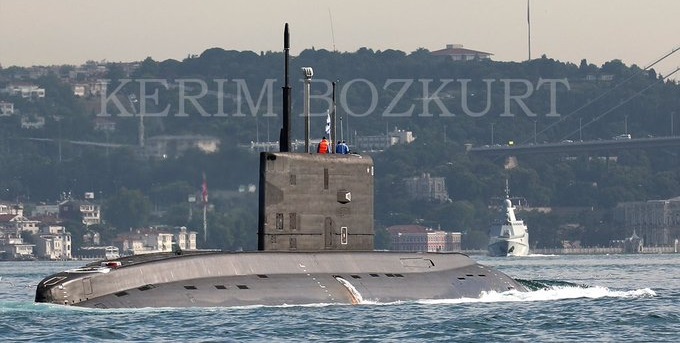 ΘΑ ΠΑΡΕΙ ΦΩΤΙΑ Ο ΒΟΣΠΟΡΟΣ Ρωσικό υποβρύχιο κατευθύνεται προς ακτές ...