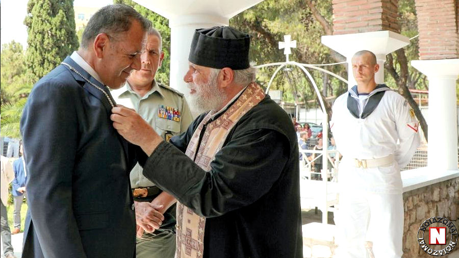 Ο ΣΤΑΥΡΟΣ ΤΟΥ ΠΑΠΑ-ΔΗΜΗΤΡΗ ΣΤΗΝ ΗΓΕΣΙΑ ΤΟΥ ΥΕΘΑ, ΛΙΓΟ ΠΡΙΝ ΤΗΝ ΚΡΙΣΗ ΜΕ ...