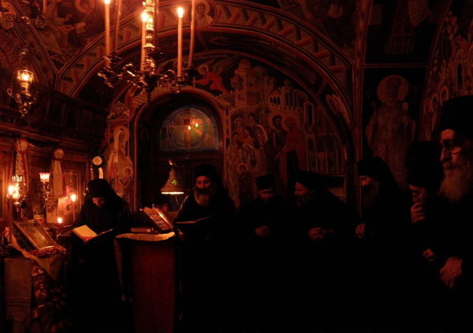ΑΦΙΕΡΩΜΑ ΣΤΟ ΑΓΙΟ ΤΡΙΩΔΙΟ «ΜΗ ΚΑΘΕΥΔΟΜΕΝ, ΑΛΛΑ ΓΡΗΓΟΡΩΜΕΝ ΚΑΙ ΝΗΦΩΜΕΝ ...