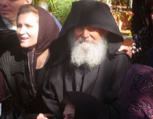 ΑΓΙΟΣ ΓΕΡΟΝΤΑΣ ΕΦΡΑΙΜ ΤΗΣ ΑΡΙΖΟΝΑ:«Η ΕΛΛΑΔΑ ΘΑ ΥΠΟΦΕΡΕΙ ΓΙΑΤΙ ΓΥΡΙΣΕ ...