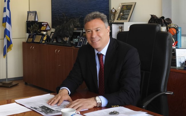 ΑΠΟΣΤΟΛΟΥ : ΑΝ ΗΤΑΝ ΠΡΟΕΔΡΟΣ ΤΟΥ ΠΑΣΟΚ Ο ΓΙΑΝΝΗΣ ΣΓΟΥΡΟΣ - Triklopodia