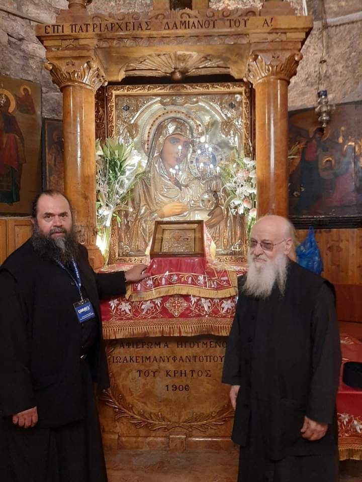 Δρ. Κ. Βαρδάκας : Ζωντάνεψε το χέρι στην Εικόνα της ΠΑΝΑΓΙΑΣ της ...