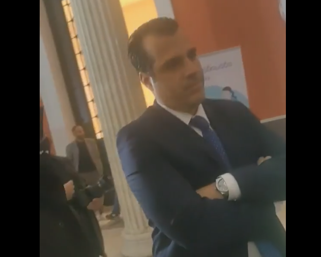 Υγειονομικοί πήραν στο ΚΥΝΗΓΙ τον Πλεύρη! ΦΥΓΑΔΕΥΤΗΚΕ άρον άρον: “Μαζί ...