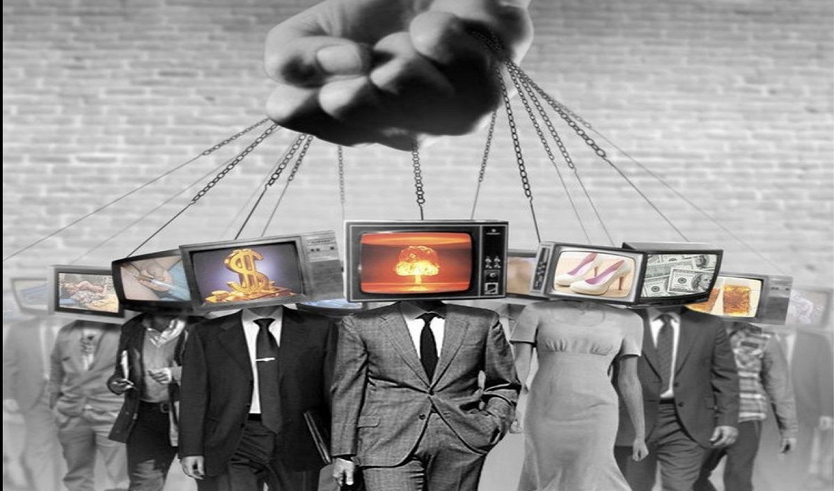 ΠΟΠΗ ΖΩΗ : ΛΙΒΑΝΙΣΤΗΡΙΑ ΤΩΝ ΠΟΛΙΤΙΚΩΝ ΔΗΜΟΣΙΟΓΡΑΦΟΙ - Triklopodia