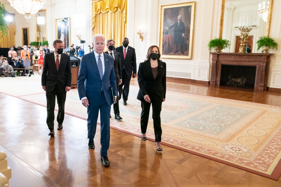 Τα τρία υπερφίαλα γεράκια του Biden φέρνουν το τέλος πιο κοντά ...