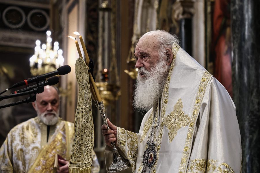 Πρώτη αντίδραση Ιερώνυμου για τις ταυτότητες: «Εμπιστευτείτε την ...
