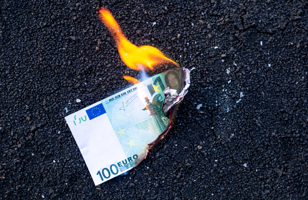 ΔΕΘ: Πρώτη ΑΠΑΓΟΡΕΥΣΗ για τα μετρητά!! Περιορίζεται η χρήση τους ...