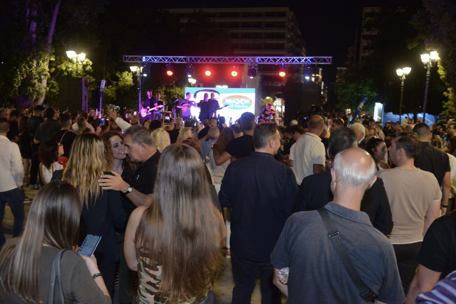 Η ΚΕΝΤΡΙΚΗ ΟΜΙΛΙΑ ΤΟΥ ΦΙΛΙΠΠΟΥ ΚΑΜΠΟΥΡΗ ΣΤΟ ΣΥΝΤΑΓΜΑ - Triklopodia