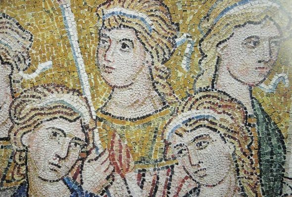 Η καθορισμένη από τον Θεό θέση της γυναίκας - Triklopodia