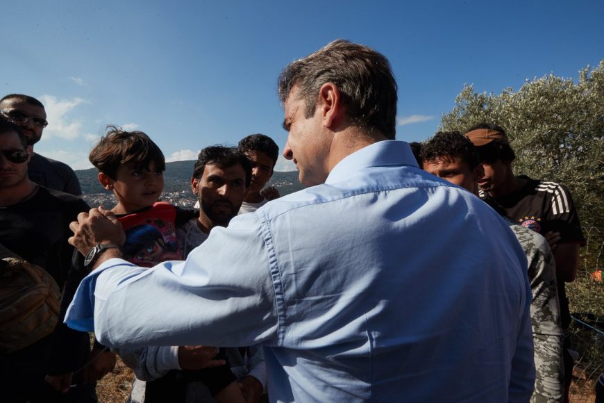 ΠΟΠΗ ΖΩΗ : Ο ΚΥΡΙΑΚΟΣ ΜΗΤΣΟΤΑΚΗΣ ΕΞΙΣΛΑΜΙΖΕΙ ΤΗΝ ΕΛΛΑΔΑ. - Triklopodia