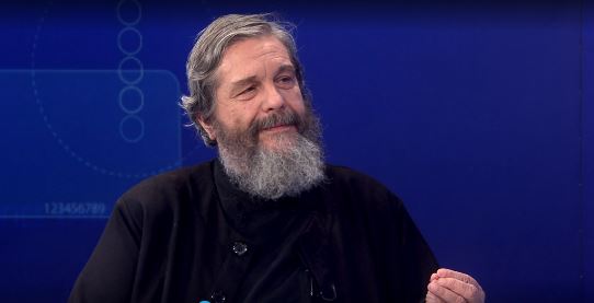 Συνέντευξη του π. Νικολάου Λουδοβίκου για τον γάμο ομόφυλων ζευγαριών ...