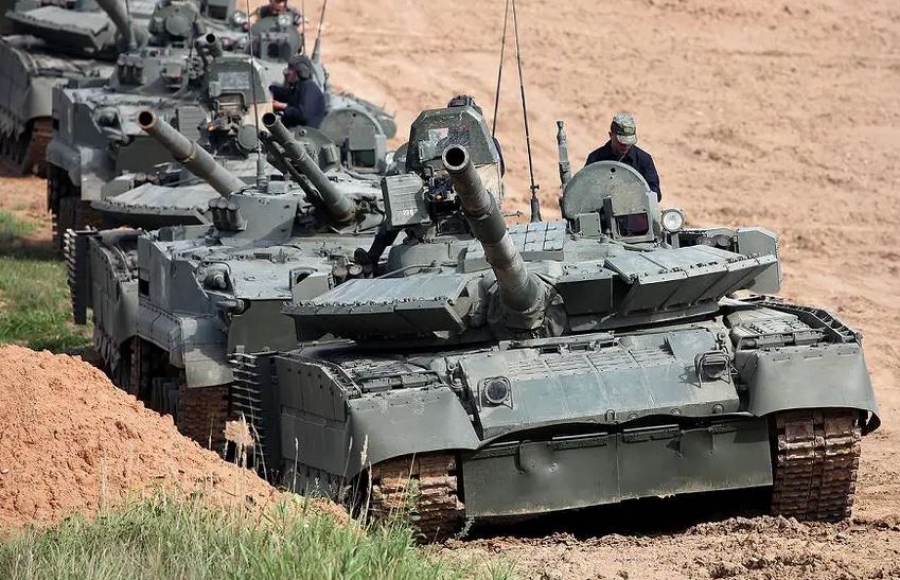 Με τα άτρωτα τανκς T80BVM ενισχύθηκαν οι Ρώσοι στην Ουκρανία ...