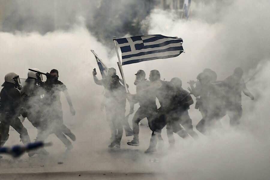 Ν.ΔΑΠΕΡΓΟΛΑΣ, "ΥΠΟΝΟΜΕΥΤΕΣ ΤΗΣ ΑΝΤΙΣΤΑΣΗΣ ΚΑΤΑ ΤΟΥ ΒΔΕΛΥΓΜΑΤΟΣ: ΜΕ ΠΟΙΑ ...