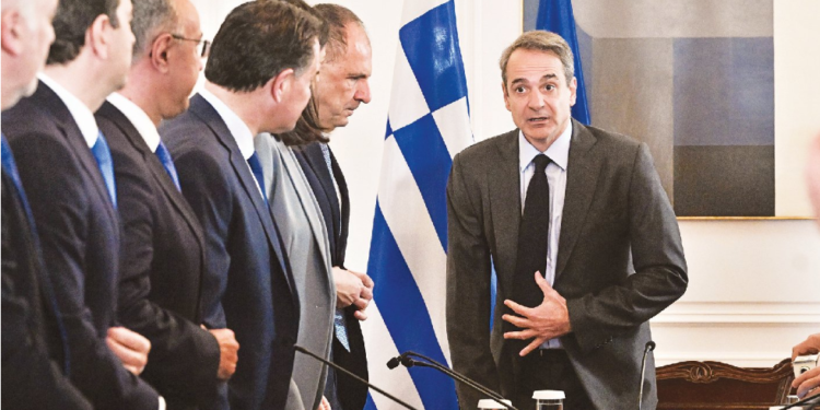 Μανώλης Κοττάκης : Μάταιοι αντιπερισπασμοί - Triklopodia