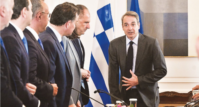 Μανώλης Κοττάκης : Μάταιοι αντιπερισπασμοί - Triklopodia