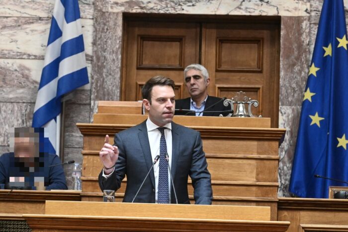 Πολιτικός χαμός με «το θαύμα Κασσελάκη με τον σταυρό»! «Είναι ...