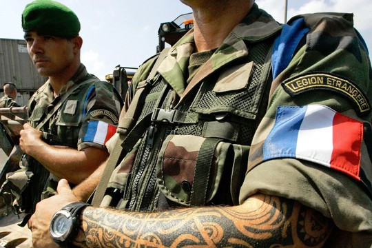 ΗΛΙΑΣ Δ. ΚΑΛΛΙΩΡΑΣ : Η ΕΛΛΑΔΑ ΚΑΙ Ο ΚΟΣΜΟΣ ΣΗΜΕΡΑ, ΣΕ ΤΙΤΛΟΥΣ (28/5 ...