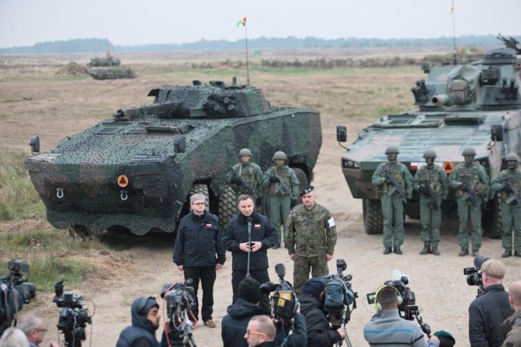 Poland-army-troops-EPA-PAP - Triklopodia