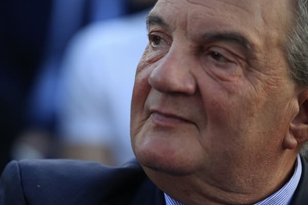 «Εκ του πονηρού»: Τι ήθελε να πει στους Έλληνες ο Καραμανλής; Έρχεται ...