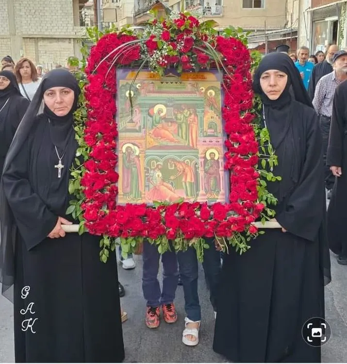 Ο ΦΙΛΟΧΡΙΣΤΟΣ ΣΤΡΑΤΟΣ ΤΟΥ ΑΣΑΝΤ .. ενοχλεί τον ΑΝΤΙΧΡΙΣΤΟ.. ΑΝΗΜΕΡΑ ΤΗΣ ...