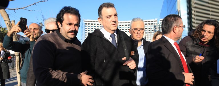 ΟΠΩΣ ΤΑ ΧΕΡΙΑ ΤΟΥ ΑΓΙΟΥ ΝΙΚΟΛΑΟΥ... π.Διονύσιος Ταμπάκης - Triklopodia
