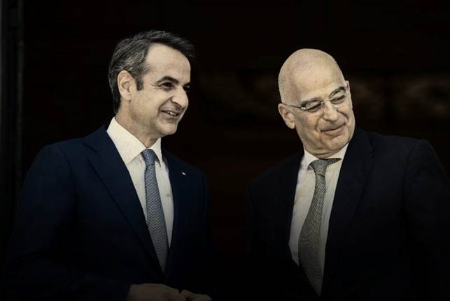 ΑΠΟΣΤΟΛΟΥ : ΡΟΥΑ ΜΑΤ ΔΕΝΔΙΑ ΣΕ ΜΗΤΣΟΤΑΚΗ, ΑΛΛΑ… - Triklopodia
