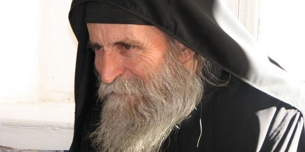 Ηλίας Καλλιώρας : Γέροντας Παύλος ο Σιναϊτης... Ζώντας δίπλα στους ...