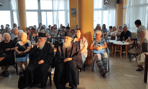 ΝΙΚΟΛΑΟΣ ΠΑΠΑΔΟΠΟΥΛΟΣ : Ο ΛΑΟΣ ΞΥΠΝΑ – ΟΙ ΜΑΣΚΕΣ ΠΕΦΤΟΥΝ! - Triklopodia