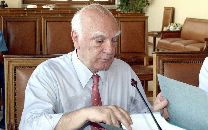 Λάμπρος Παπαδήμας πριν 15 χρόνια.... Θά ύπάρχει τό 666 στίς Ταυτότητες ...