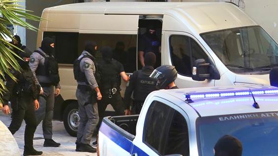 ΑΠΟΣΤΟΛΟΥ: Η ΕΓΚΛΗΜΑΤΙΚΗ ΜΑΦΙΑ ΤΗΣ ΚΡΗΤΗΣ ΚΑΙ Η ΑΝΕΞΑΡΤΗΣΙΑ ΤΟΥ ΝΗΣΙΟΥ ...
