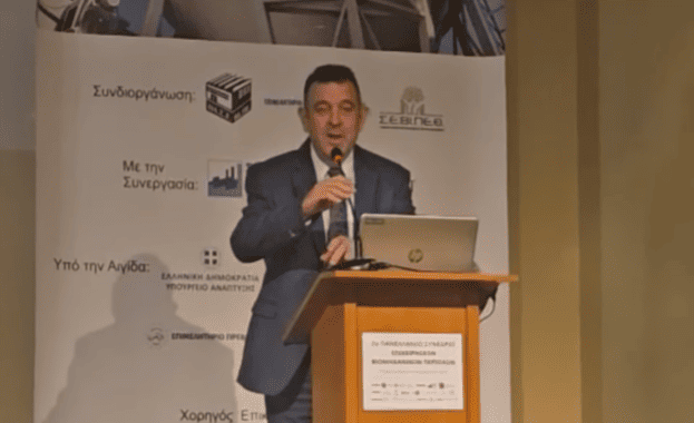 Νικόλαος Παπαδόπουλος: Το κράτος ΣΤΡΑΓΚΑΛΙΖΕΙ την Ελλάδα-Κράτος ...
