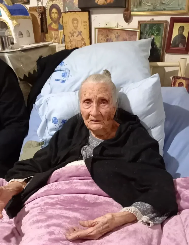 Γερόντισσα Γαλακτία: «Εἶδα τὸν κίνδυνο, σμήνος δαιμόνων περικύκλωσαν τὸ ...