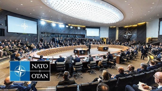 ΗΛΙΑΣ Δ. ΚΑΛΛΙΩΡΑΣ : Η ΕΛΛΑΔΑ ΚΑΙ Ο ΚΟΣΜΟΣ ΣΗΜΕΡΑ, ΣΕ ΤΙΤΛΟΥΣ (15/10 ...
