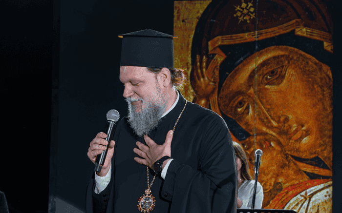 Πότε έχει ξαναγίνει; Μουσικοχορευτική παράσταση προς τιμήν της Παναγίας ...