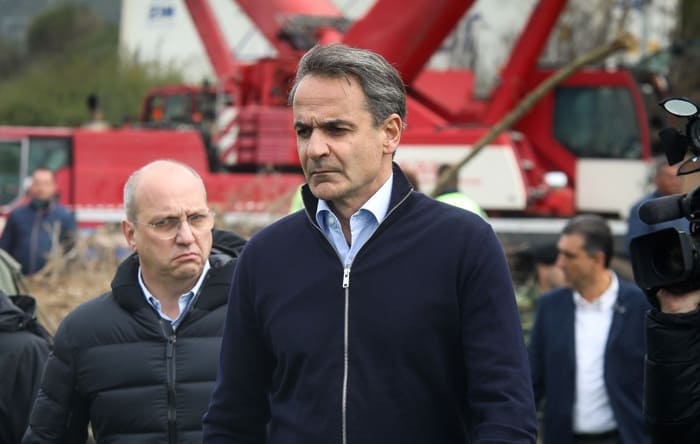 ΚΑΘΗΓΗΤΗΣ ΤΣΟΚΑΣ: Κε Πρωθυπουργέ!. Είστε ο Αρχιερέας της συγκάλυψης ...
