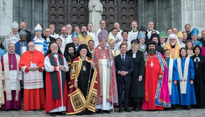Ν.ΔΑΠΕΡΓΟΛΑΣ, "ΜΙΑ ΚΑΤΑΡΡΕΥΣΗ ΠΕΡΑ ΑΠΟ ΚΑΘΕ ΟΡΙΟ"... - Triklopodia