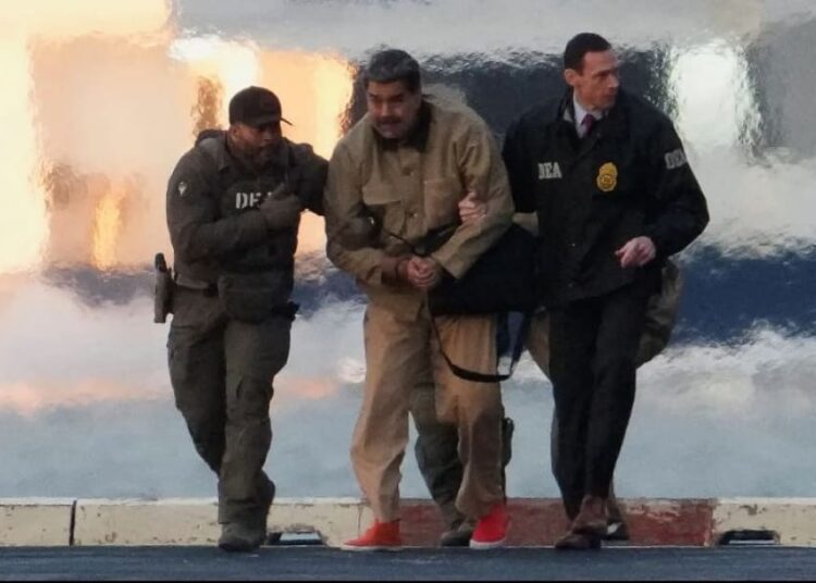 ΣΥΓΚΛΟΝΙΣΤΙΚΟ! Ο Άγιος Νεκτάριος άνοιξε τα μάτια Του! - Triklopodia
