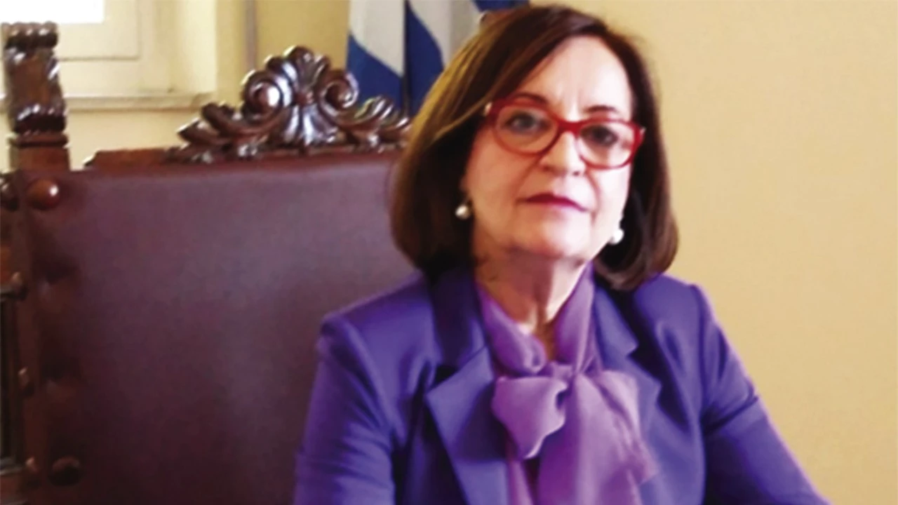 Ανώτατη δικαστής Θωμαίτσα Πατρώνα ε.τ. "Όταν μια μάνα γίνεται απειλή ...